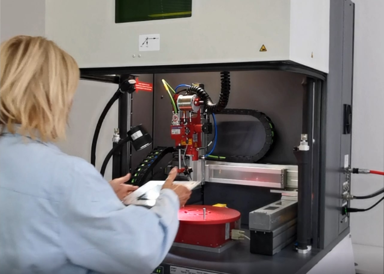 Services - Laser - Dr. Mergenthaler GmbH & Co. KG: Dr. Mergenthaler